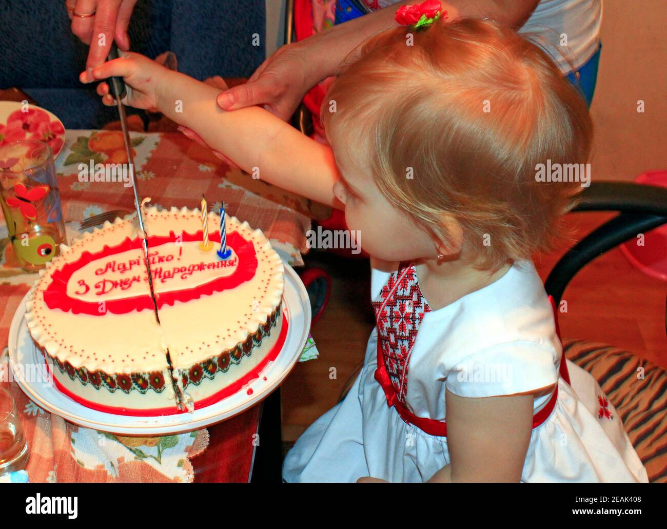 Child Cutting Birthday Cake High Resolution Stock Photography and ...
