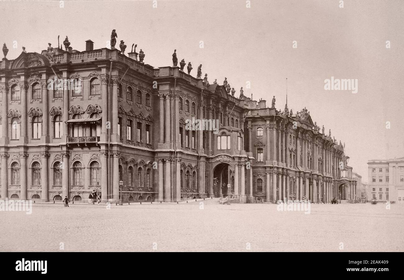 Vintage photo of winter palace hi-res stock photography and images - Alamy