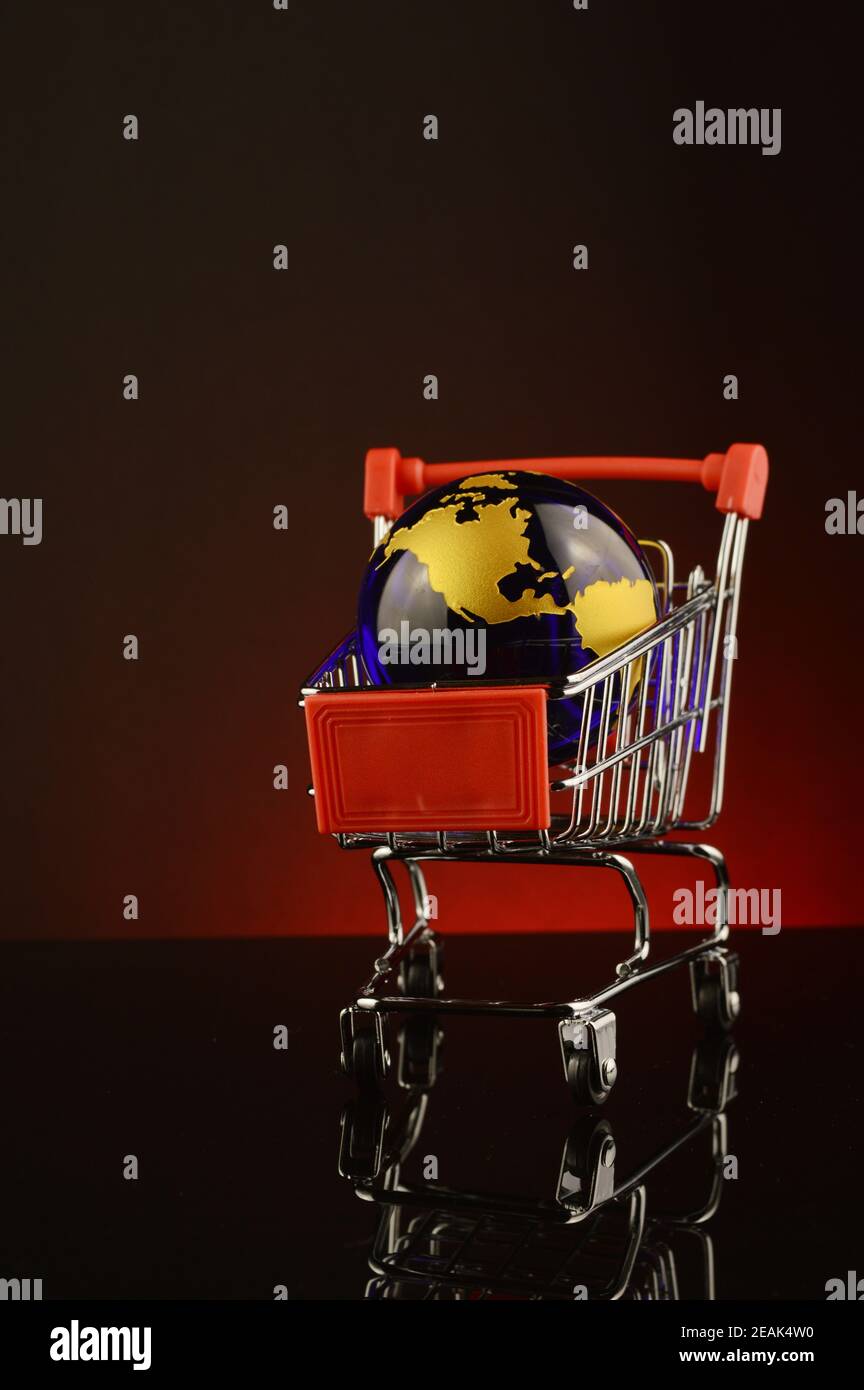 Global Shopping Concept Stock Photo - Alamy
