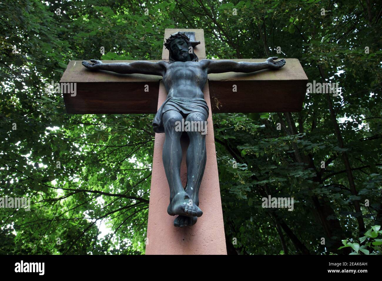 Cross jesus christ crucifixion crucify art sculpture religion faith hi ...