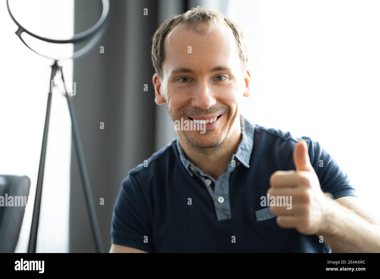 Webinar looking hi-res stock photography and images - Alamy