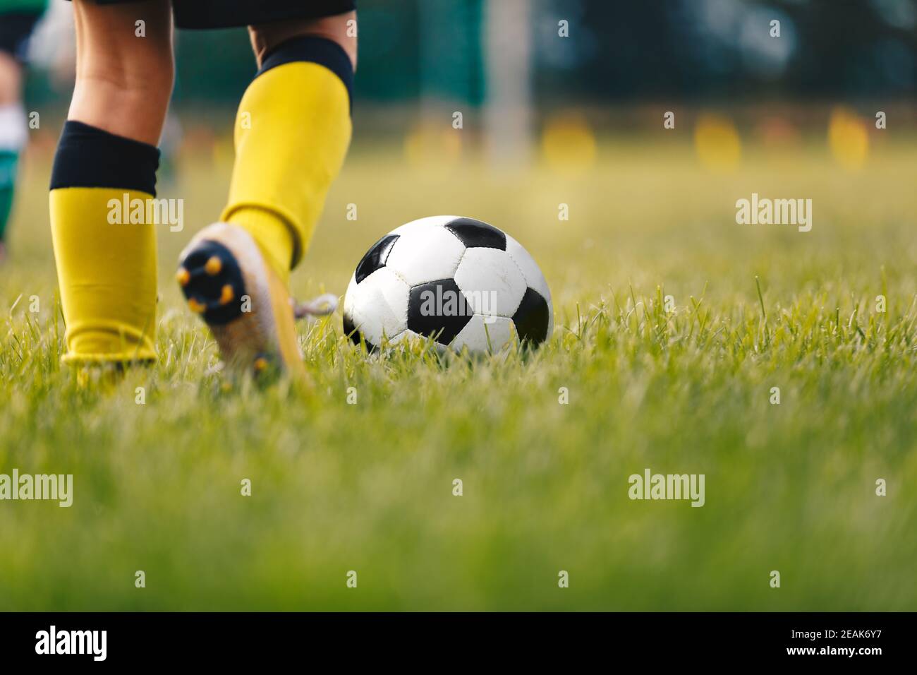 Football field low angle hi-res stock photography and images - Alamy