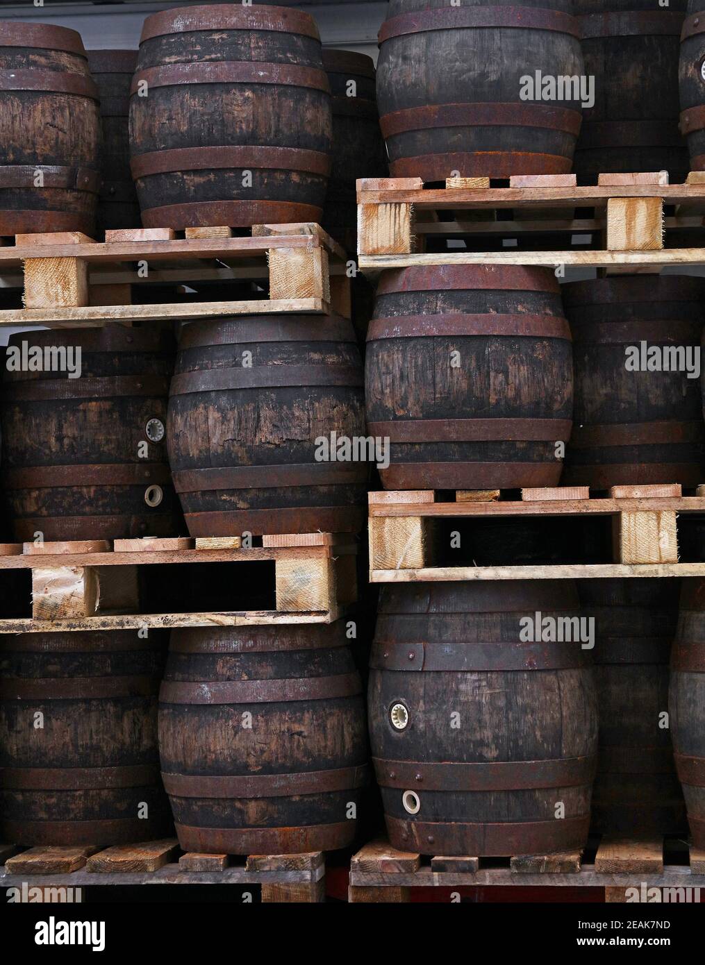 Beer pallets hi-res stock photography and images - Alamy