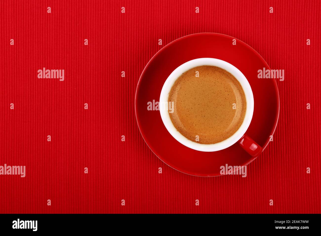 Red coffee table hi-res stock photography and images - Alamy