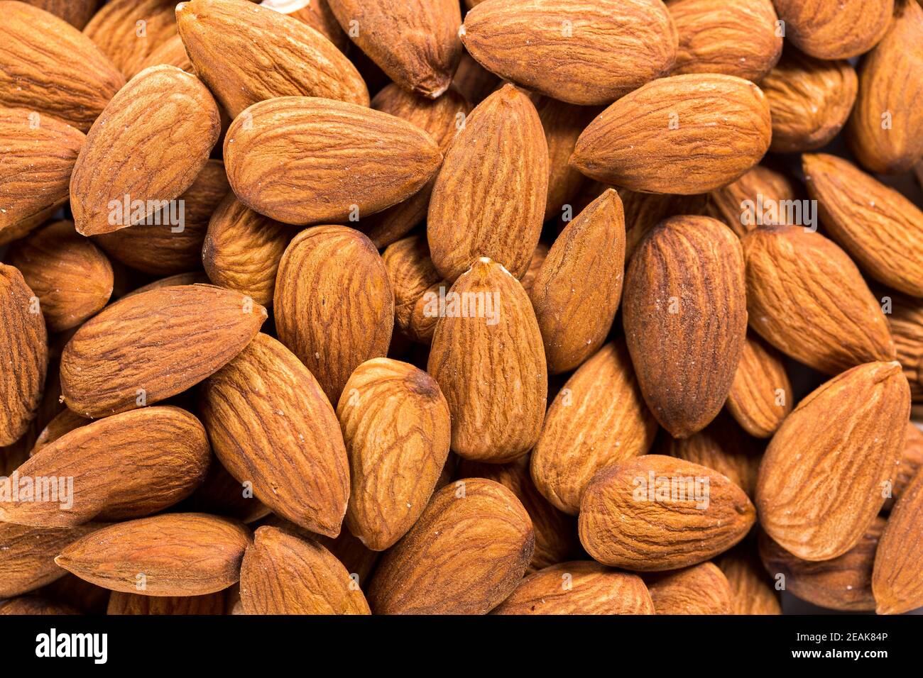 Big almonds hi-res stock photography and images - Alamy