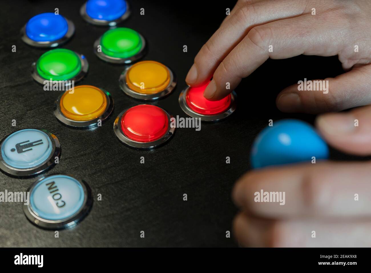 Old video games hi-res stock photography and images - Alamy