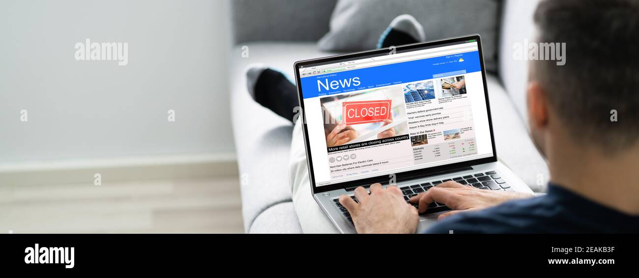 Reading computer hi-res stock photography and images - Alamy