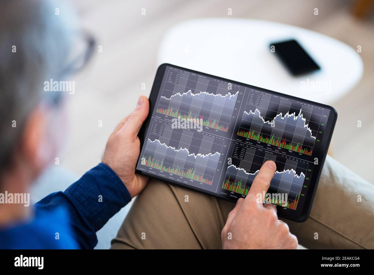 Stock Market Broker Stock Photo - Alamy