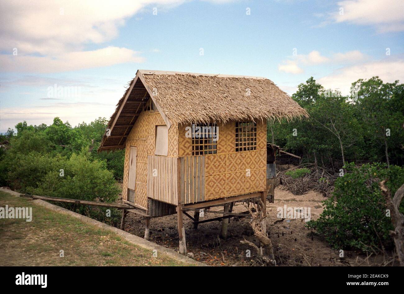 Philippines hut hi-res stock photography and images - Alamy