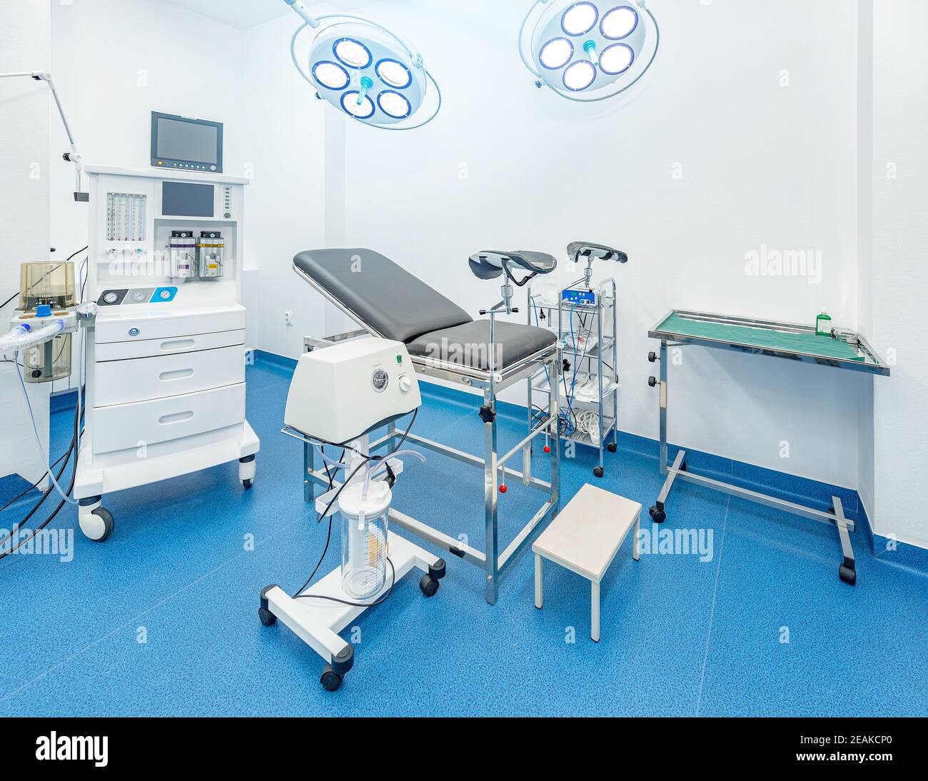 Gynecological examination chair hi-res stock photography and images - Alamy