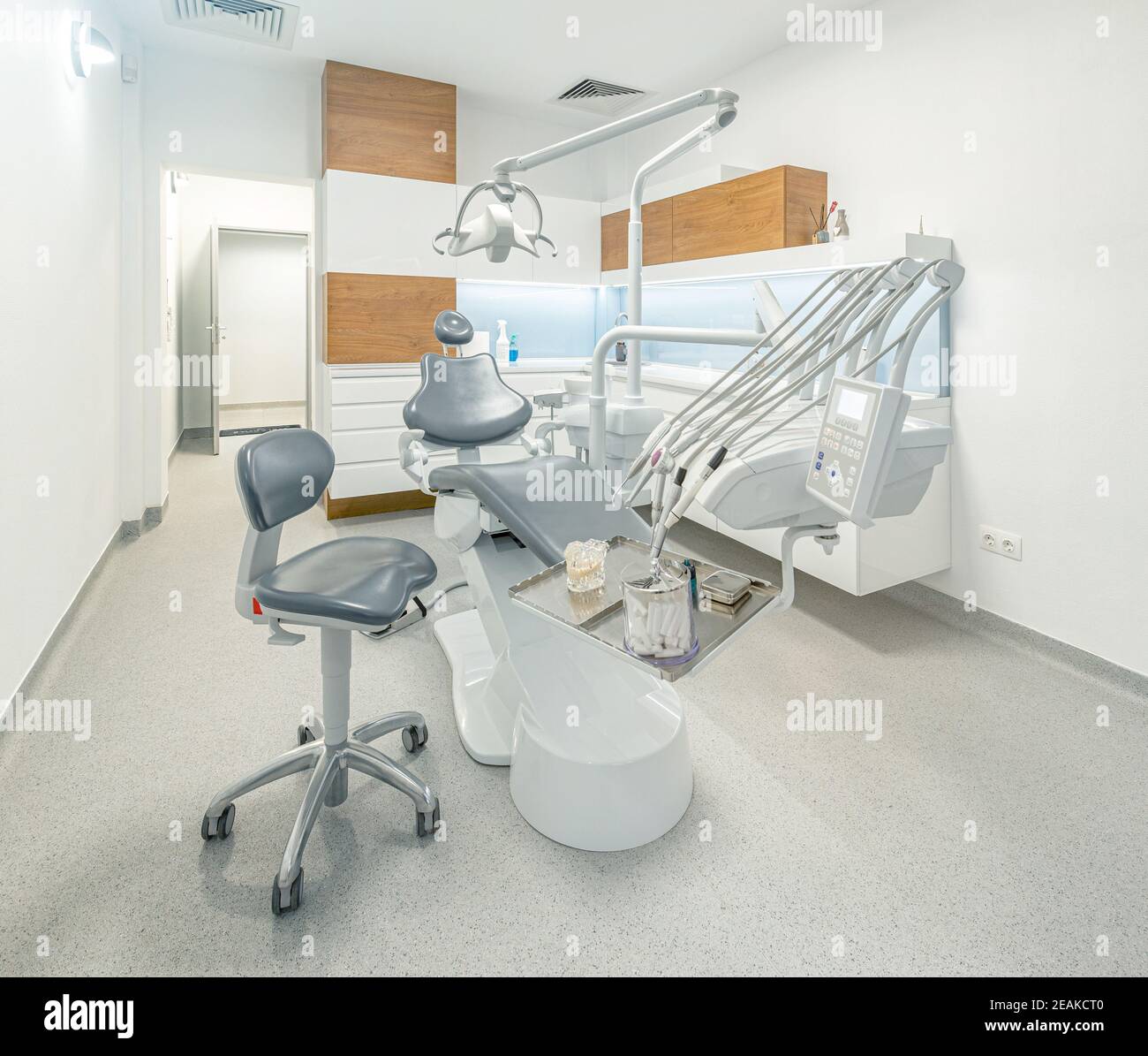 Professional dentistry hi-res stock photography and images - Alamy