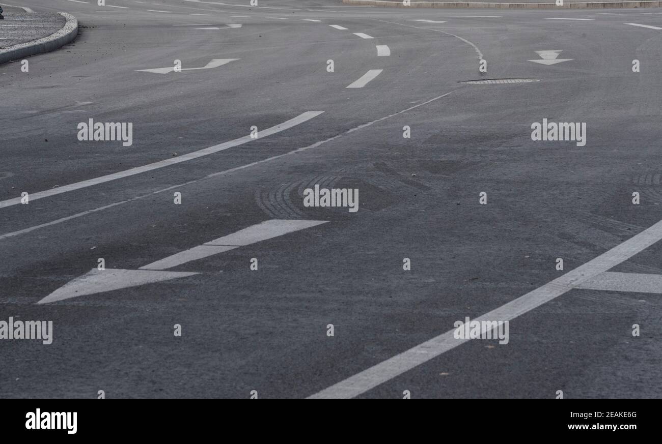 Directional marking hi-res stock photography and images - Alamy