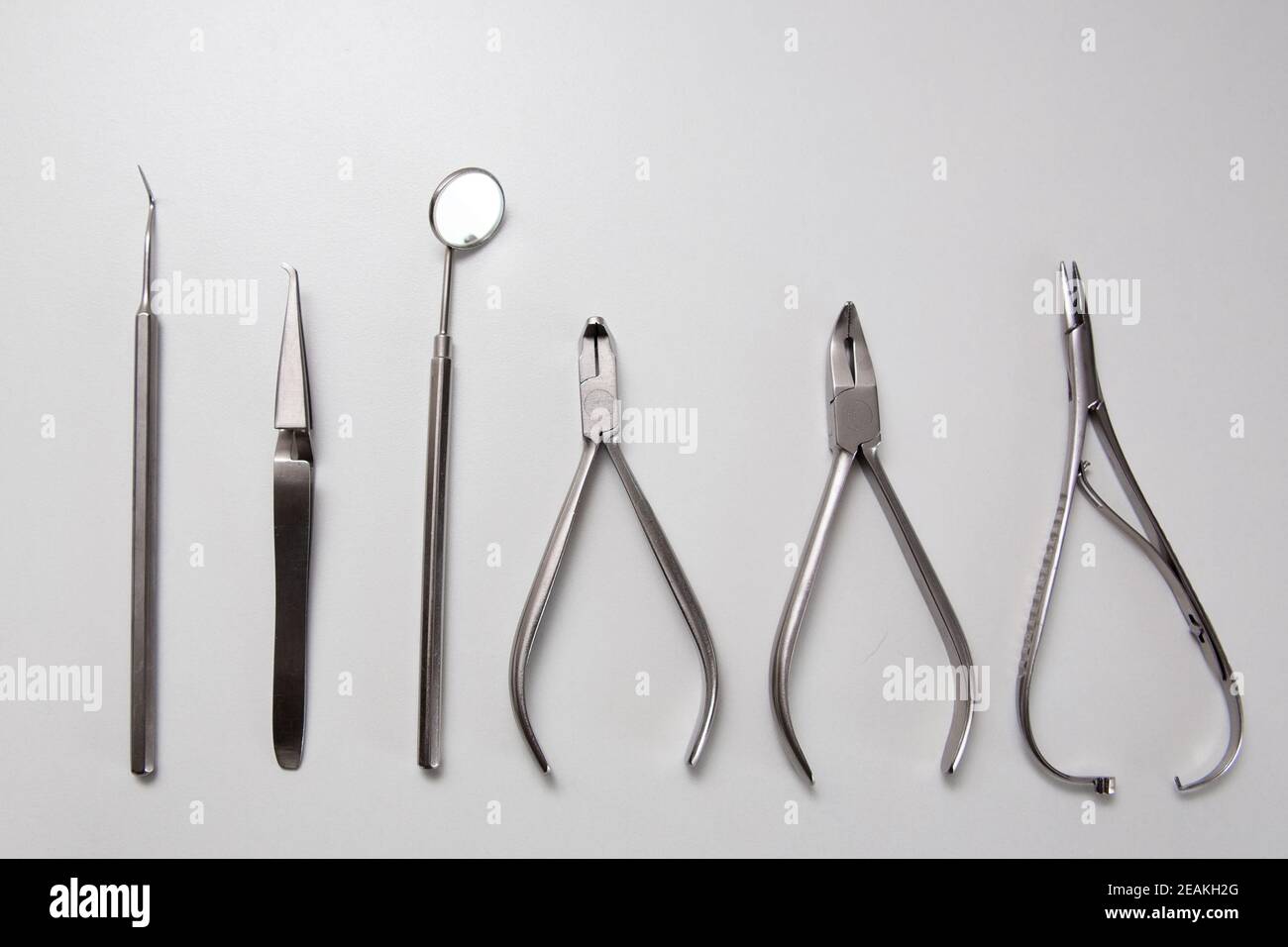 instrument for the dentist, for the treatment and inspection of teeth ...