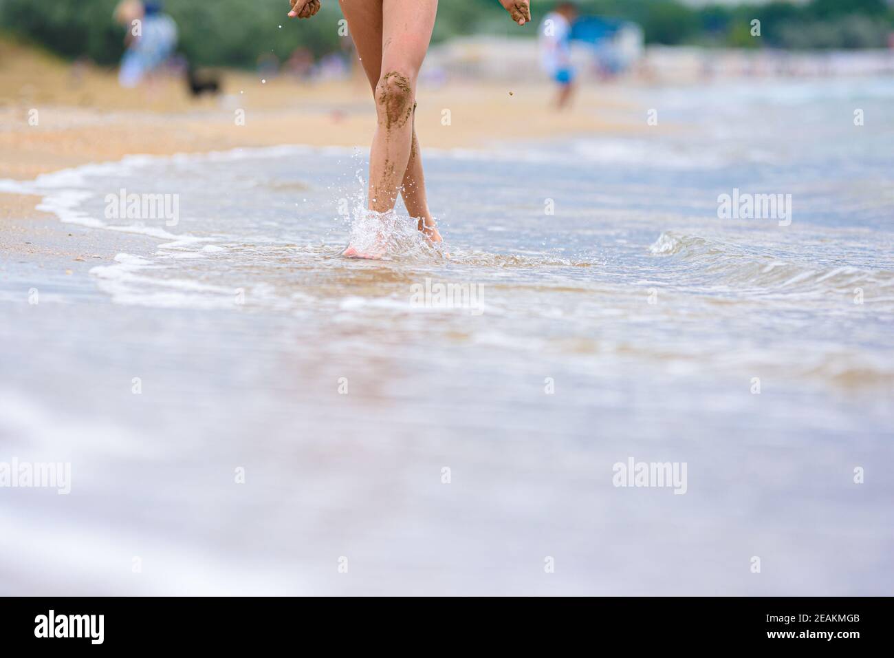 Feet towards camera hi-res stock photography and images - Alamy