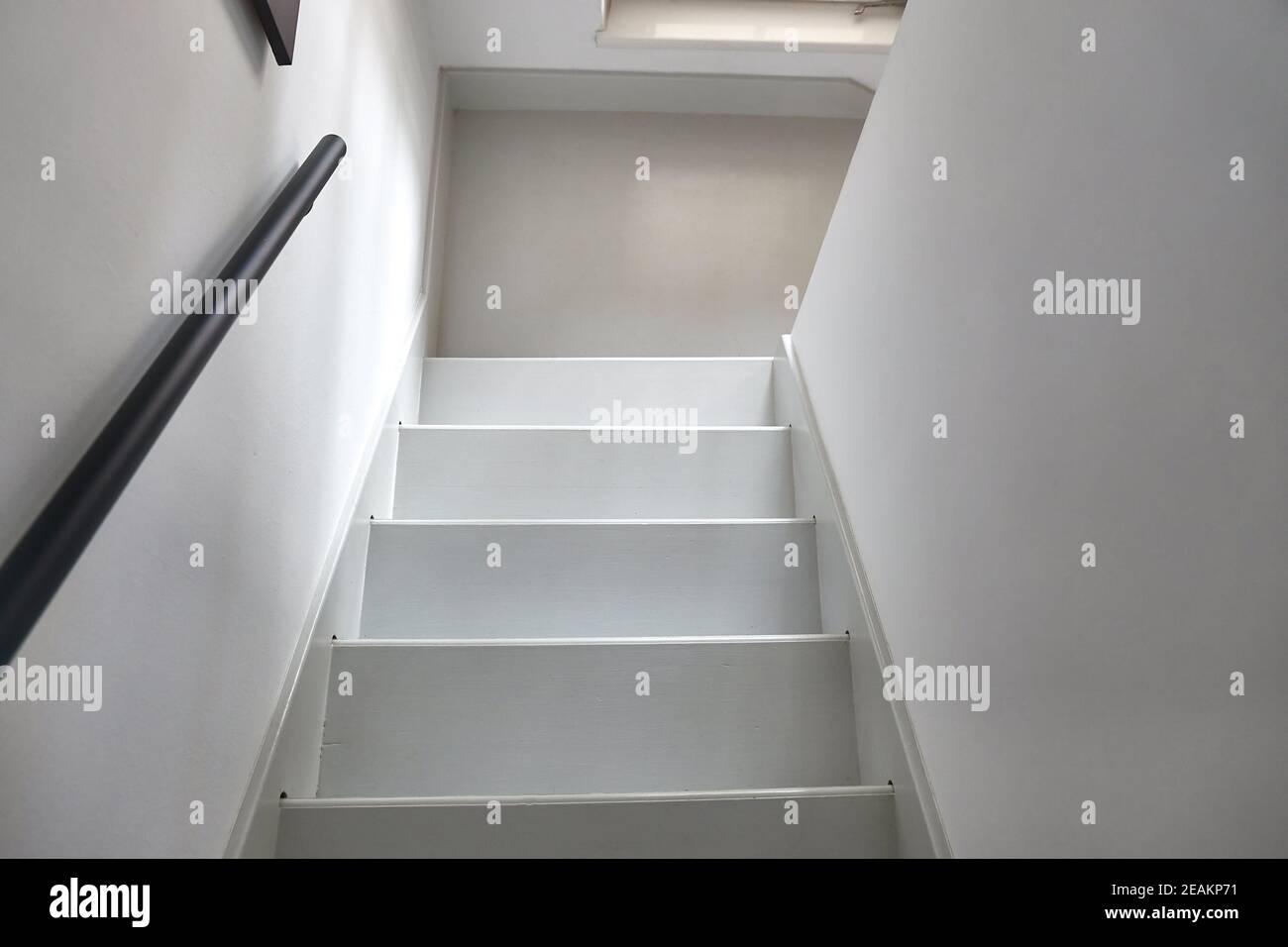 Inside of house upstairs downstairs hi-res stock photography and images ...