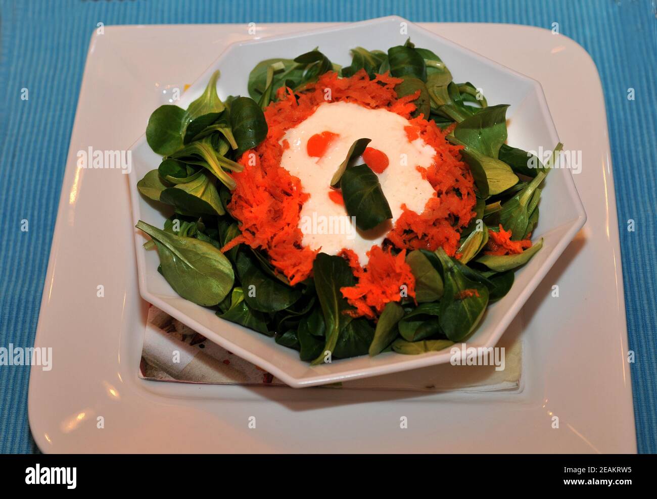 Salad plate hi-res stock photography and images - Alamy