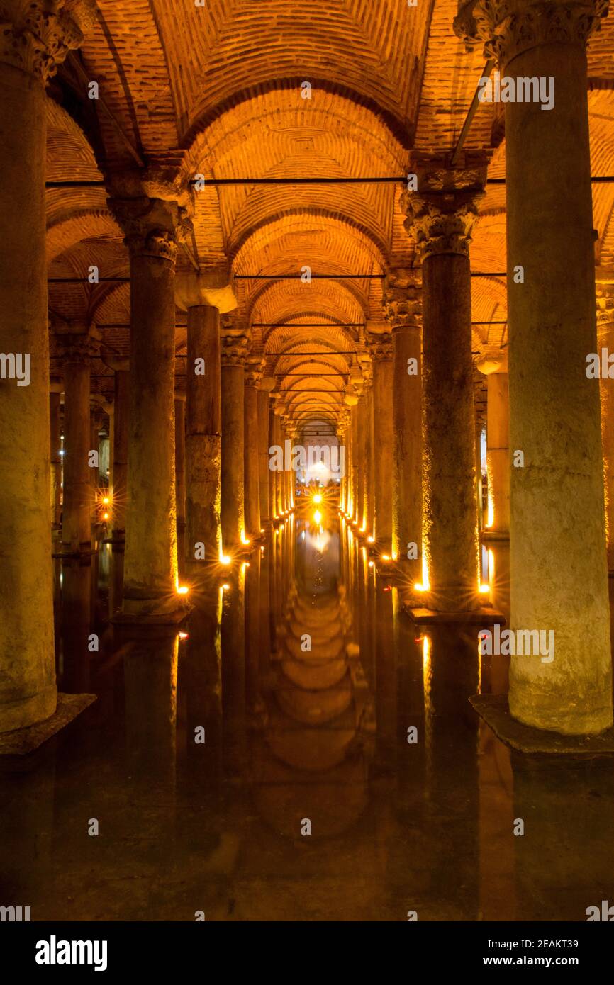 Underground Basilica Cistern in Istanbul,Turkey Stock Photo - Alamy