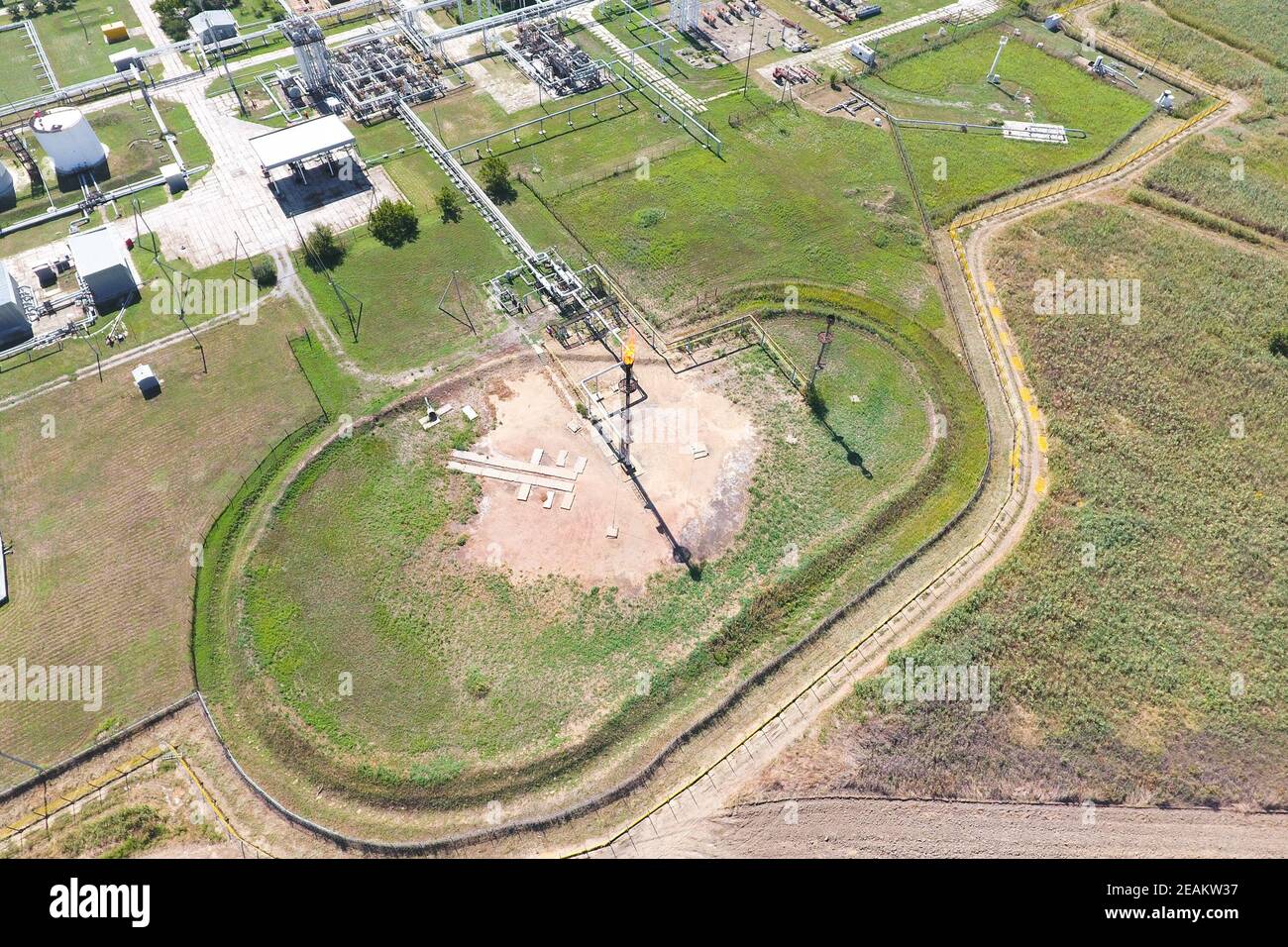 Gas extraction flare hi-res stock photography and images - Alamy