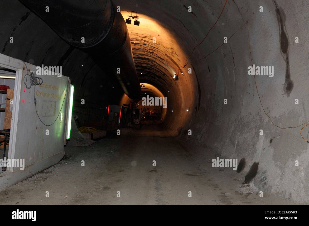 Network rail structure hi-res stock photography and images - Alamy