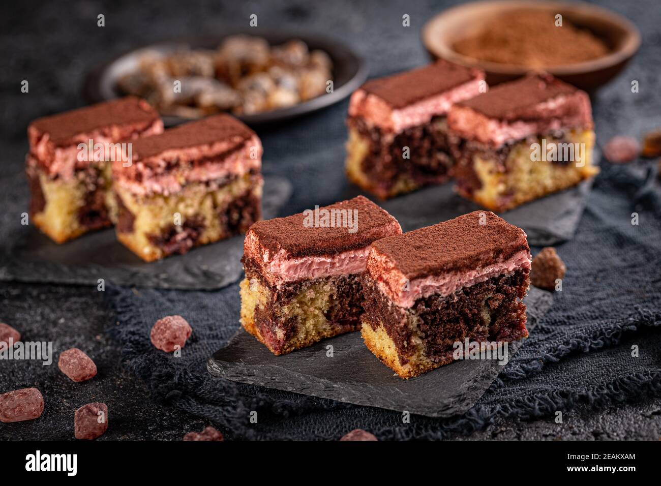 Fresh sweet dessert cake hi-res stock photography and images - Alamy