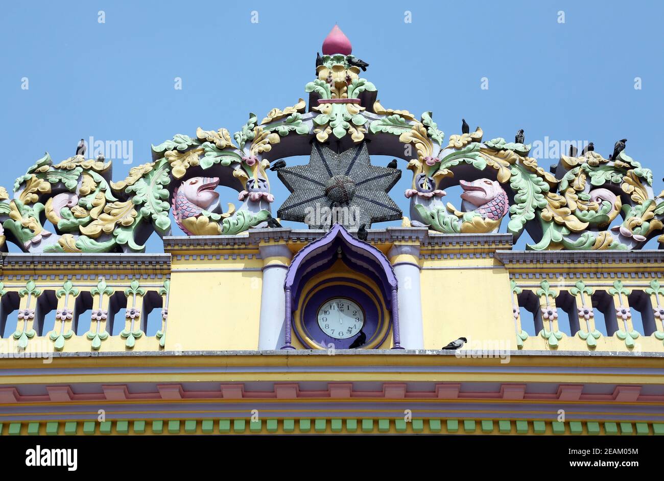 Jain Temple, Kolkata, West Bengal, India Stock Photo - Alamy Jain Temple, Kolkata, West Bengal, India Stock Photo - Alamy