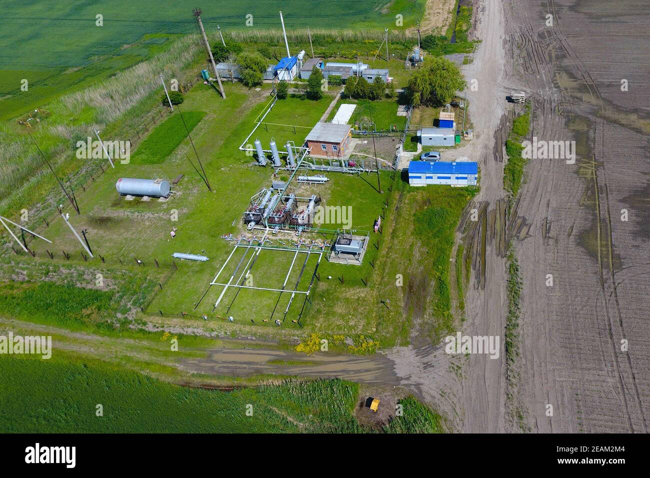 Equipment for the drying gas and condensate collection. Top view. Top view of the equipment for ...