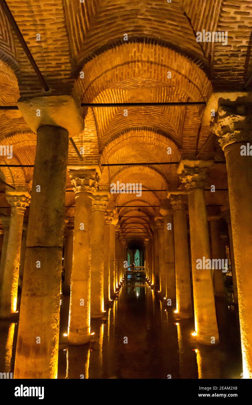 Underground Basilica Cistern in Istanbul,Turkey Stock Photo - Alamy