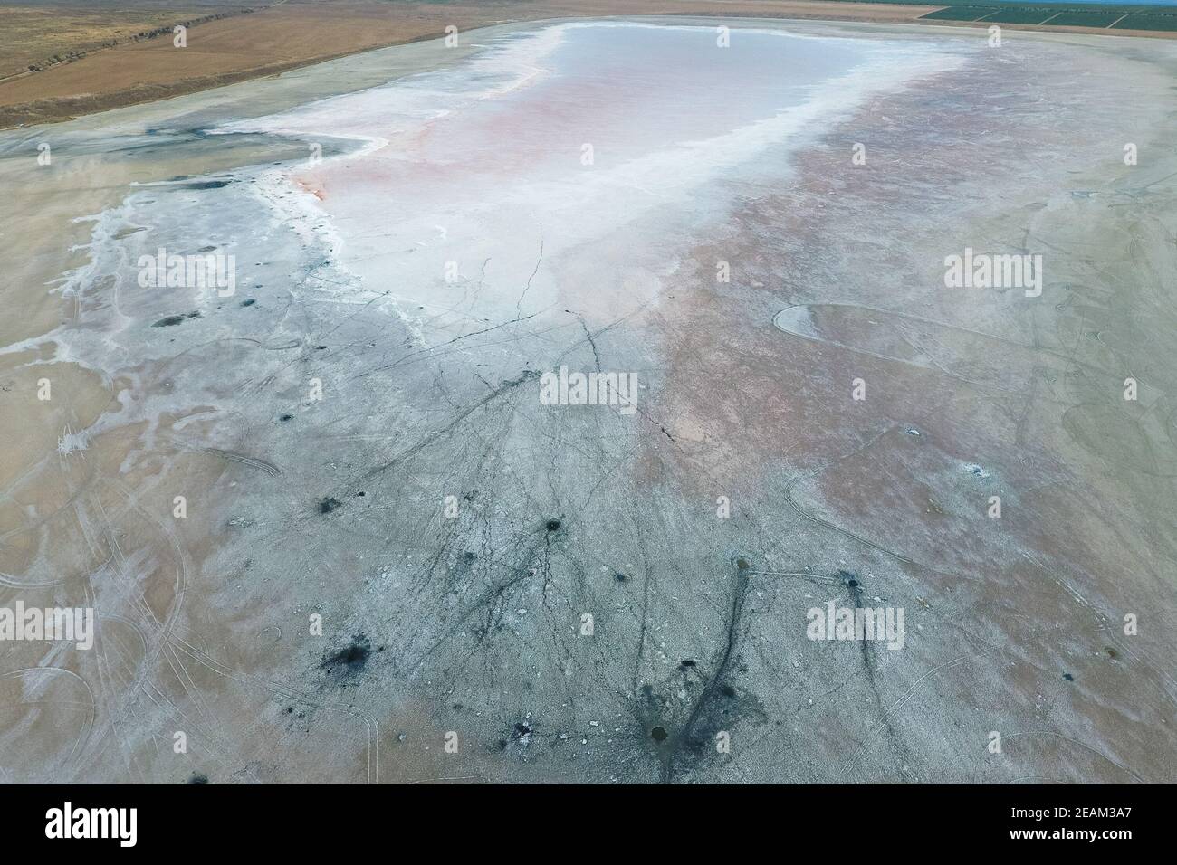 Top view of the salt lake mud sources. External similarity with craters ...