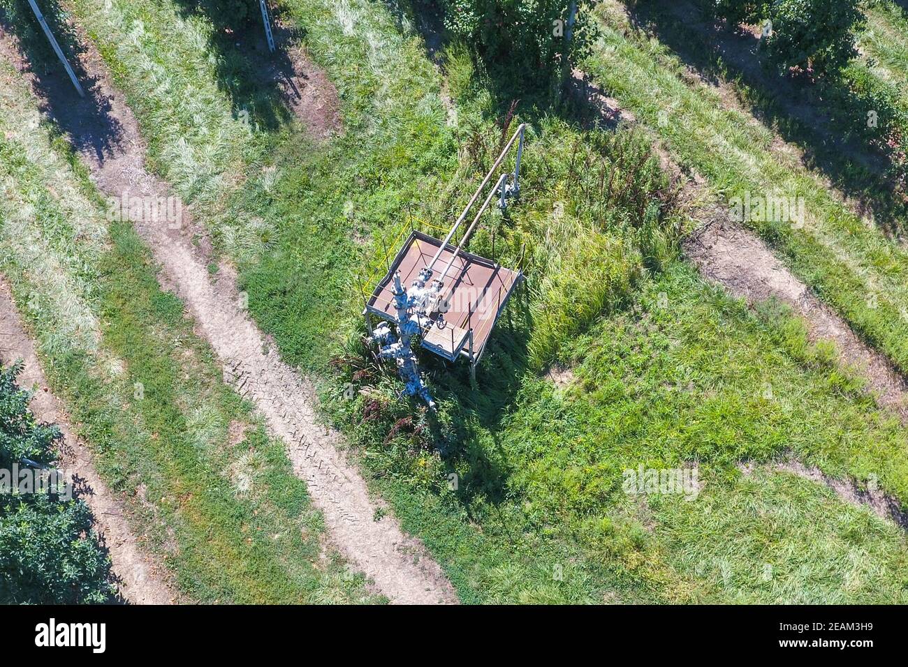 Top view gas pipeline in hi-res stock photography and images - Alamy