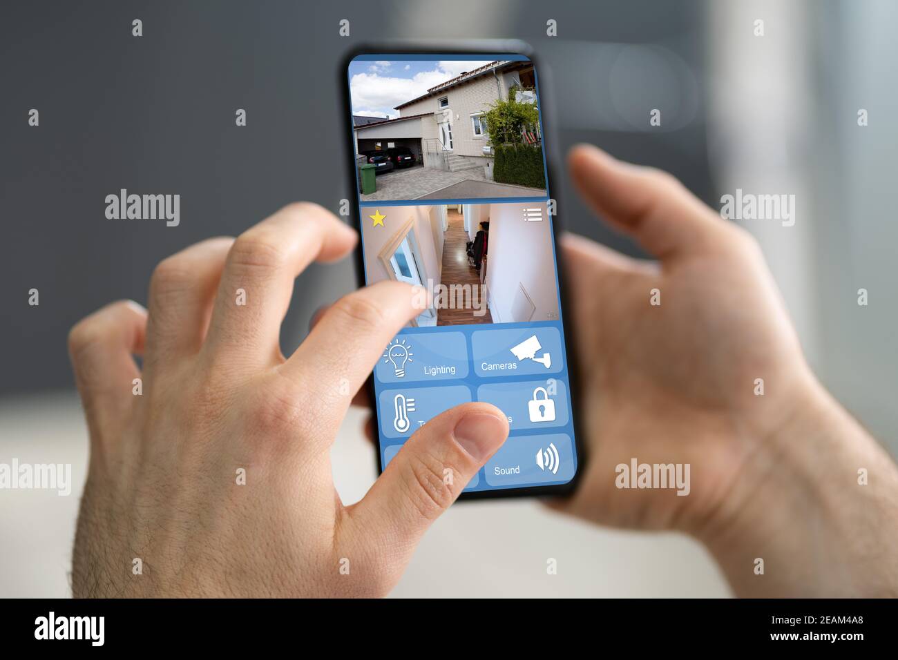 Mobile cctv hi-res stock photography and images - Alamy