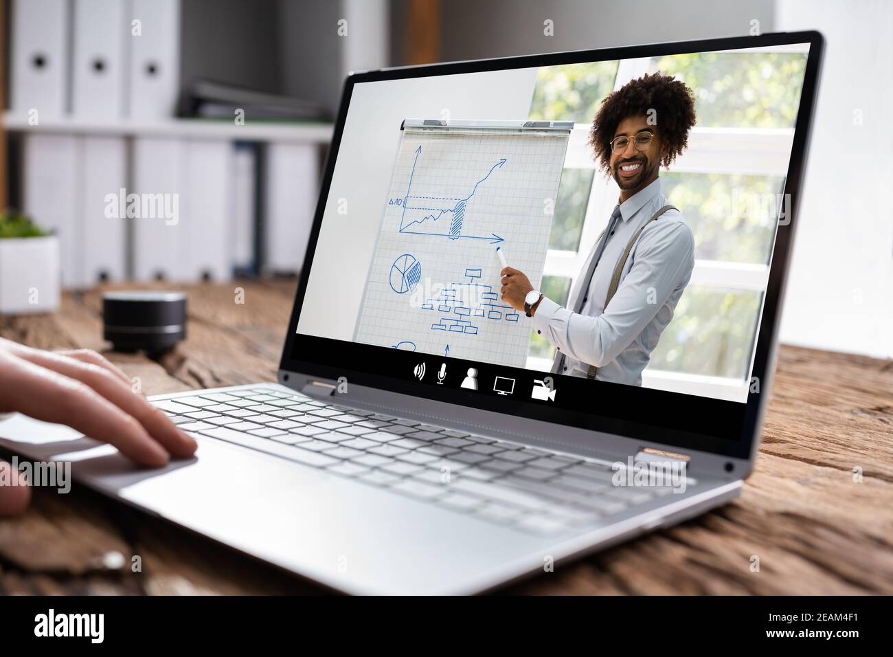 Online Lecture Or Virtual Coaching Tutorial Stock Photo - Alamy