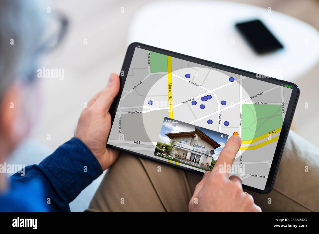 Property search tablet hi-res stock photography and images - Alamy