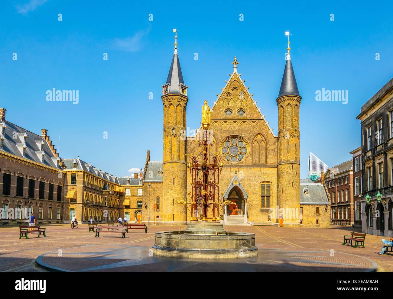 Inner courtyard of the Binnenhof palace in the Hague, Netherlands Stock ...