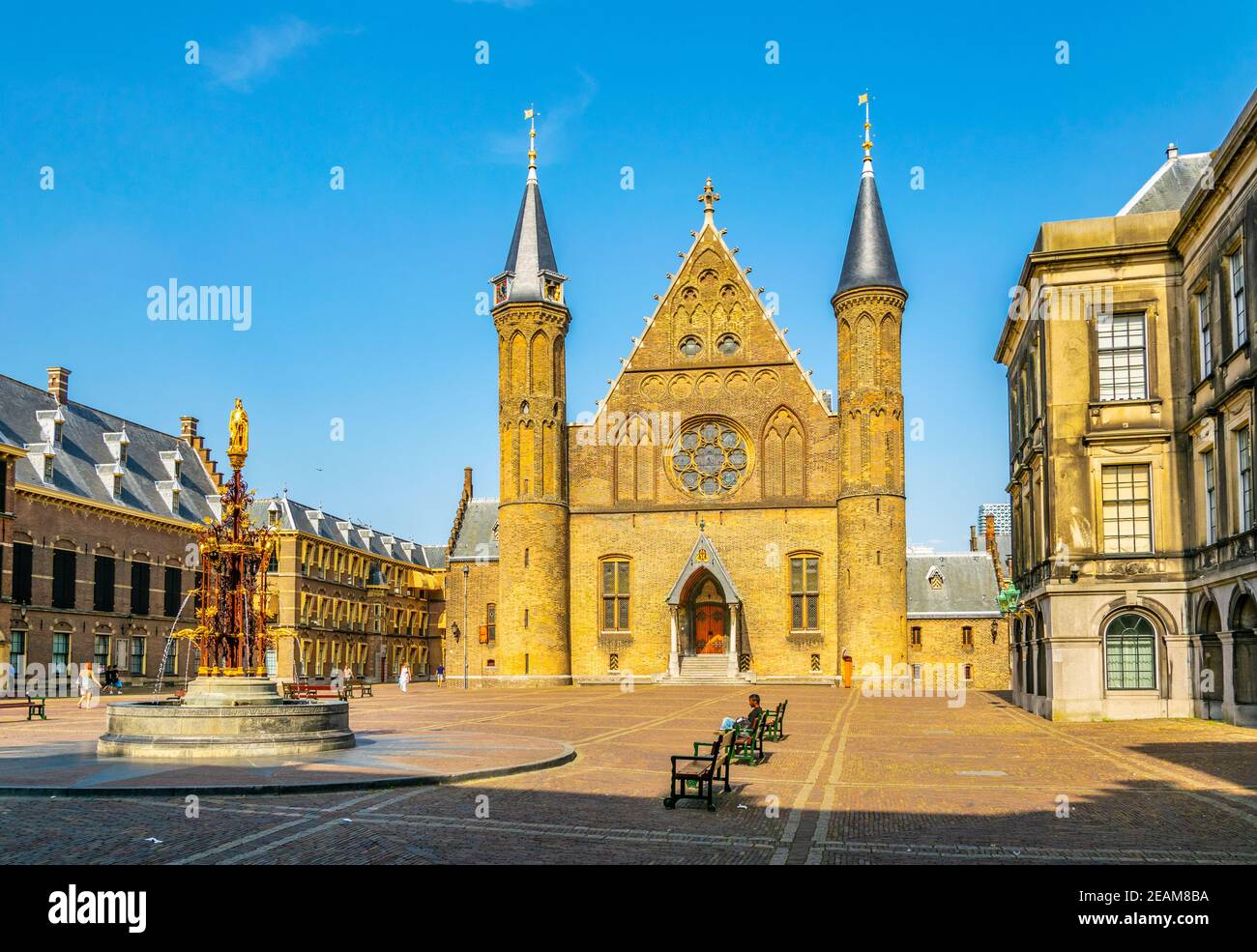 Inner courtyard of the Binnenhof palace in the Hague, Netherlands Stock ...