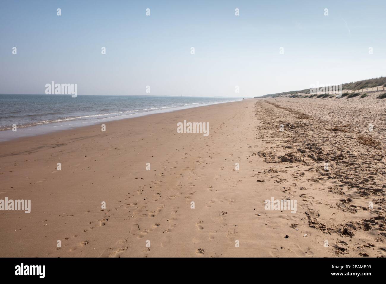 Brancaster beach norfolk hi-res stock photography and images - Alamy