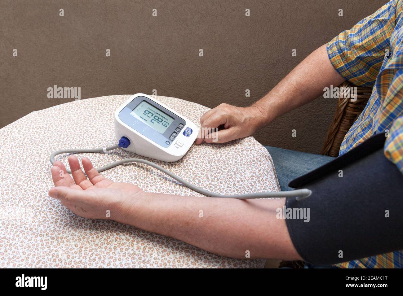 Cardiac problem check hi-res stock photography and images - Alamy