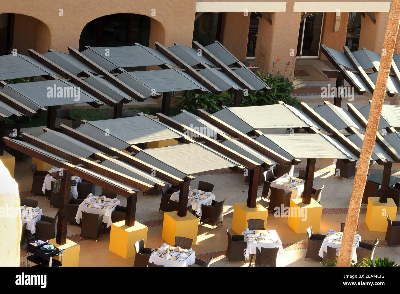 Table set-up and waiting for diners at the restaurant in the Wyndham ...