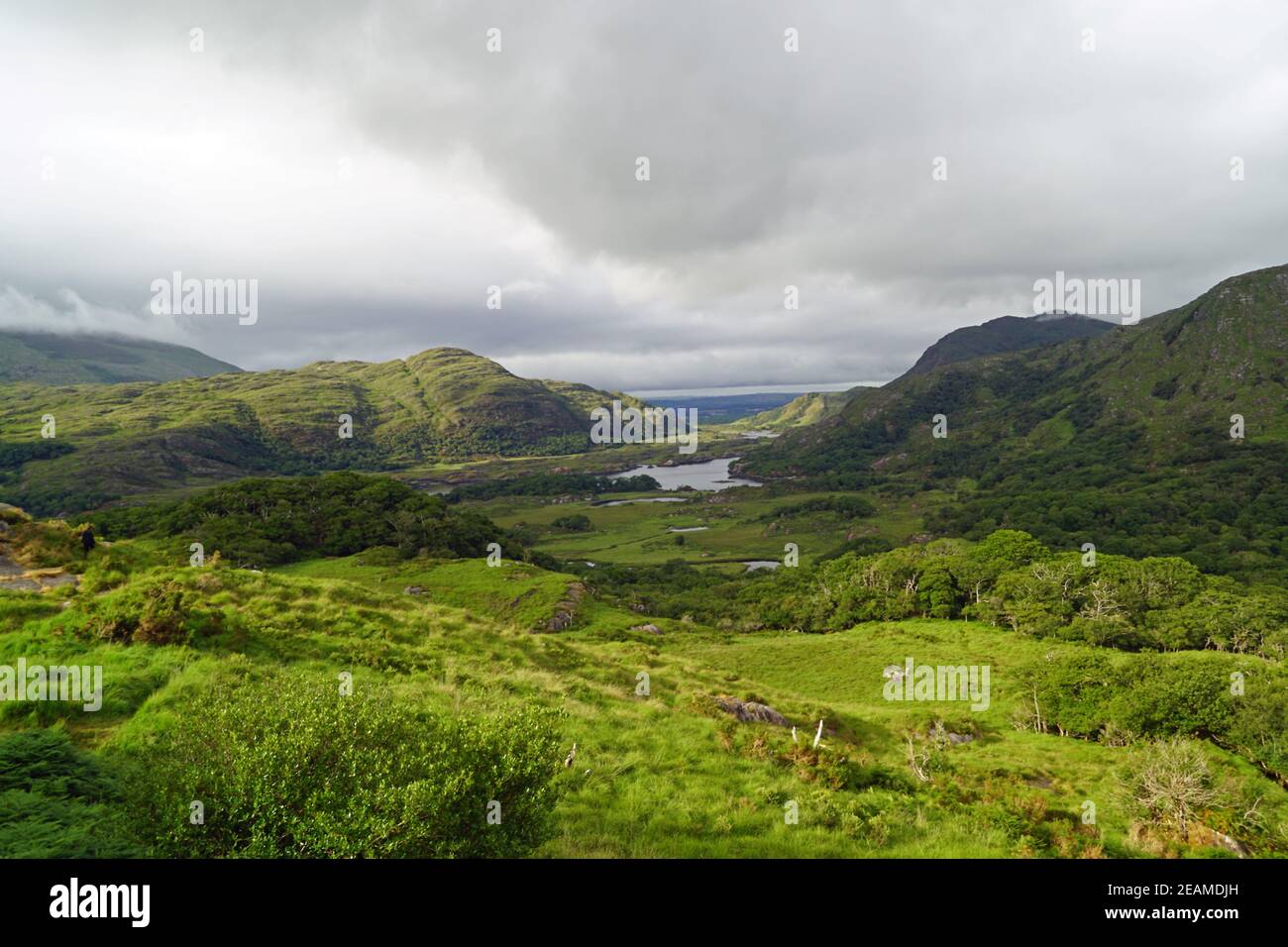 Ladies view ireland hi-res stock photography and images - Alamy