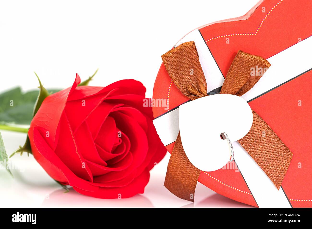 Rose shaped box hi-res stock photography and images - Alamy