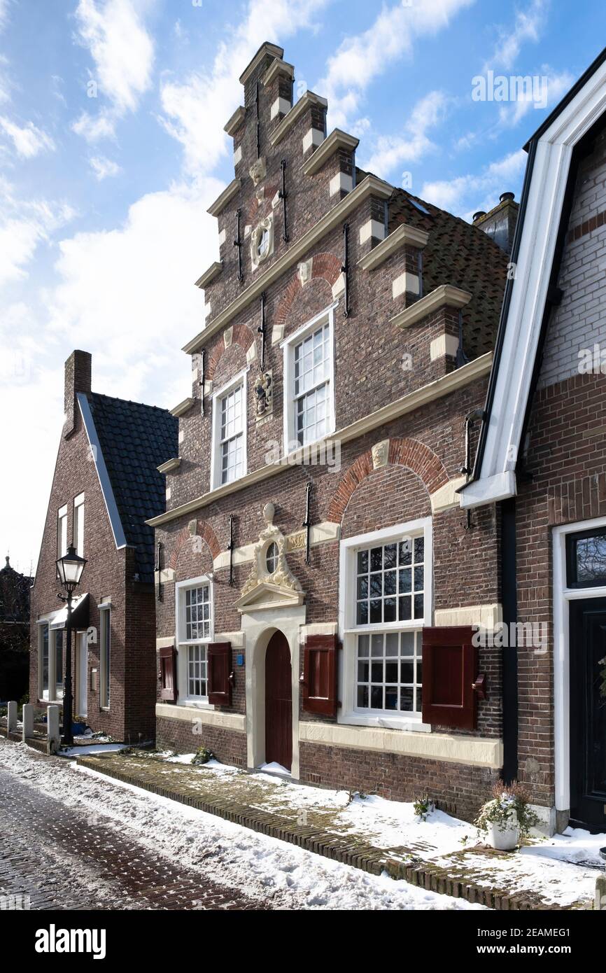 Stepped gable houses hi-res stock photography and images - Alamy