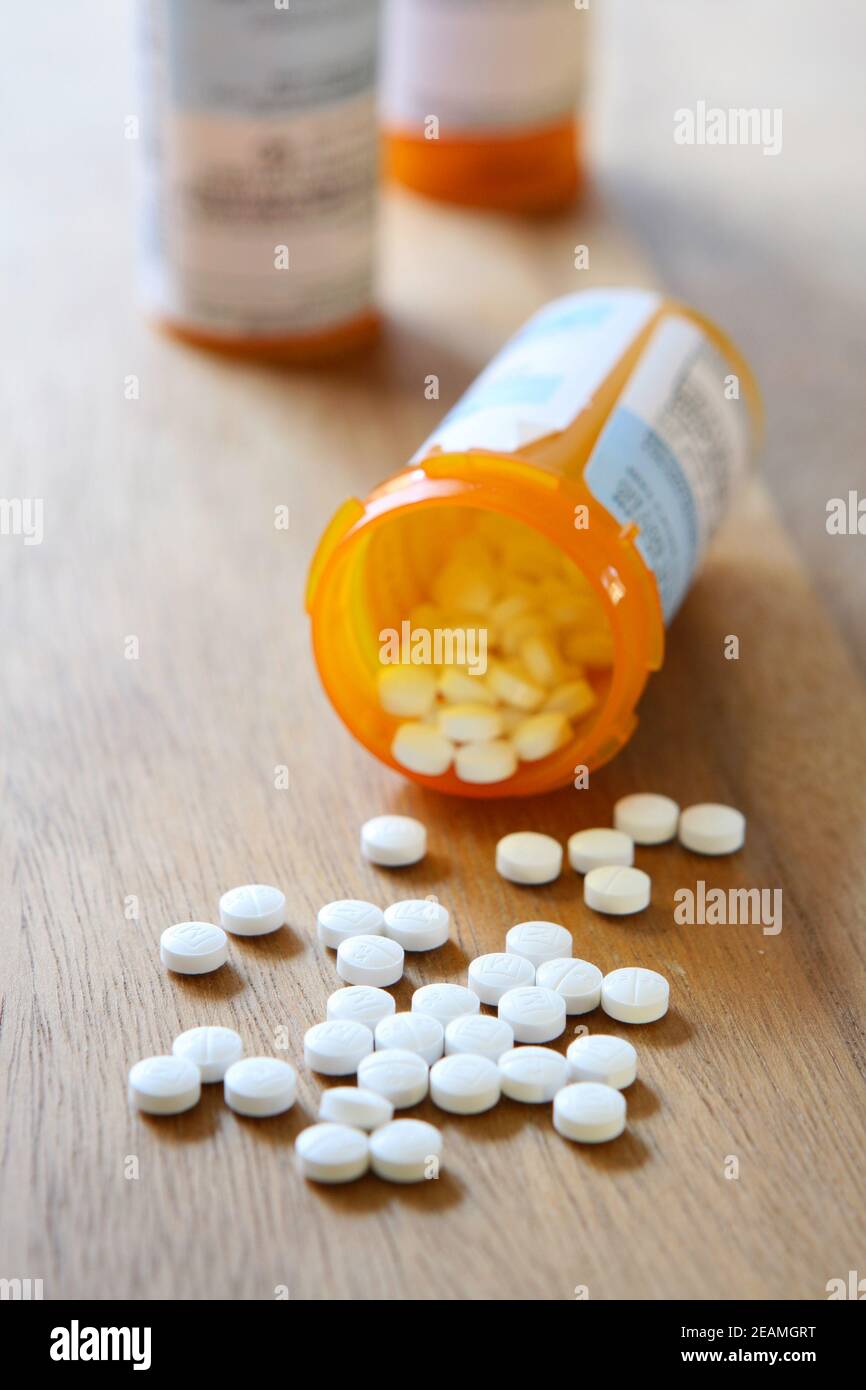 Prescription bottle and label hi-res stock photography and images - Alamy
