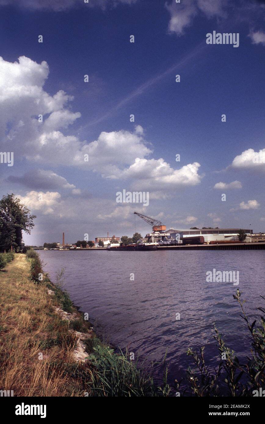 the north port of the "Mittellandkanal" in Hannover Stock Photo - Alamy
