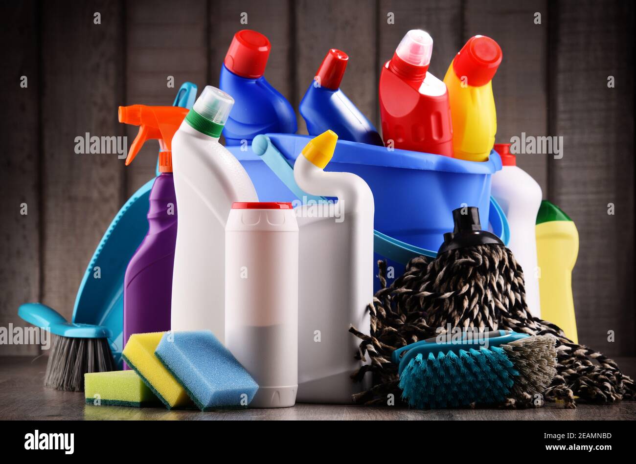 Variety of detergent bottles and chemical cleaning supplies Stock Photo ...
