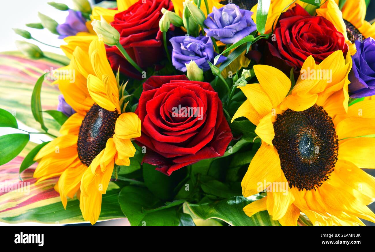 Bouquet color leaf hi-res stock photography and images - Alamy