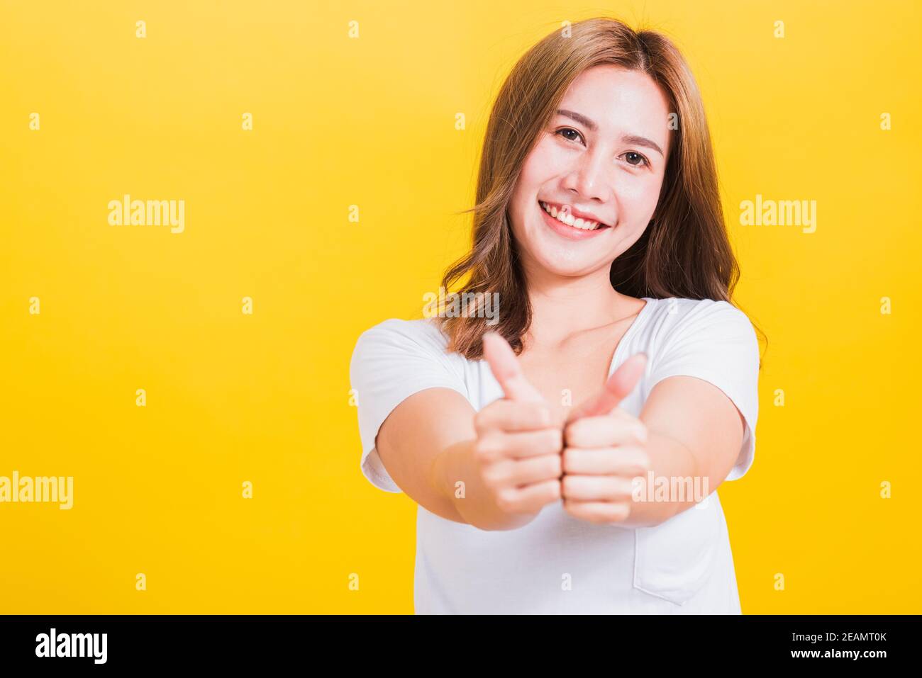 Smile approve hi-res stock photography and images - Alamy