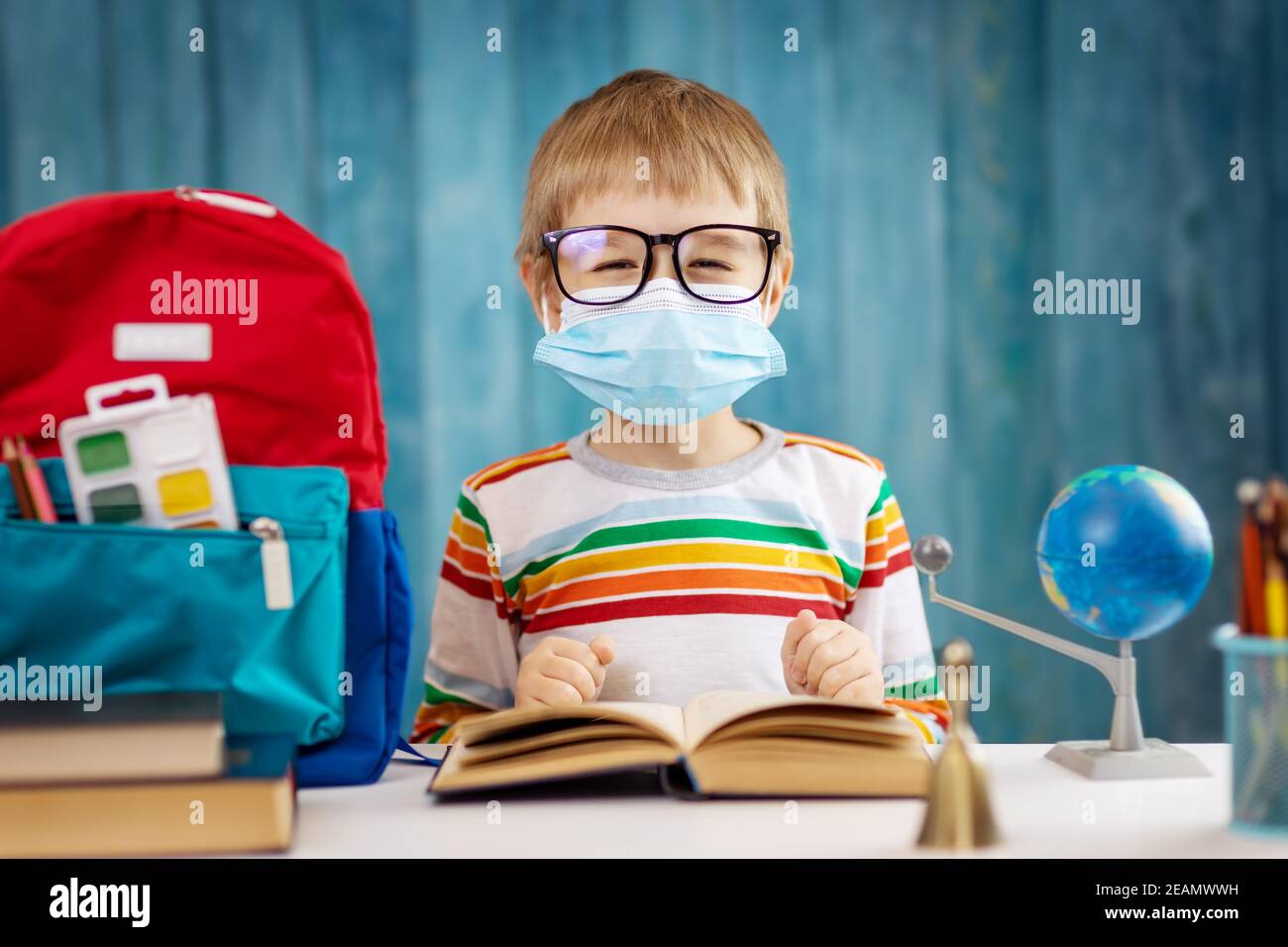 Boy wearing face mask hi-res stock photography and images - Alamy