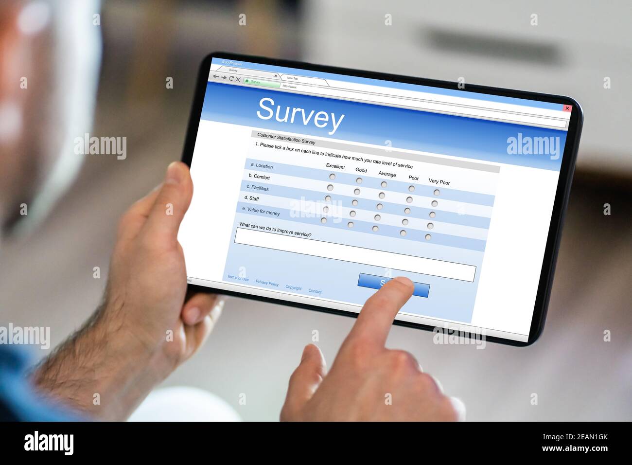 Fill filling survey questionnaire hi-res stock photography and images ...