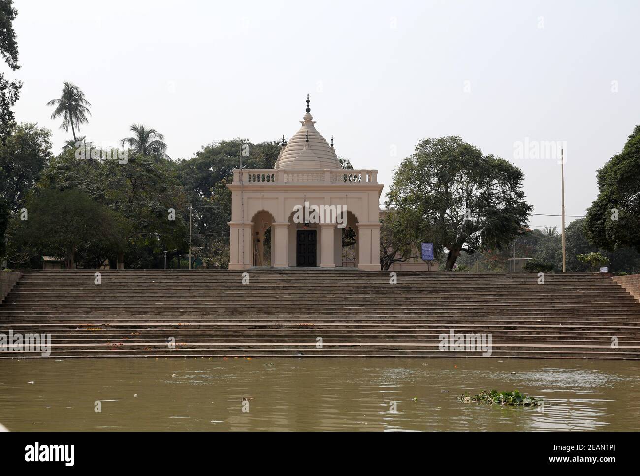 Belur Math, headquarters of Ramakrishna Mission in Howrah, Kolkata ...