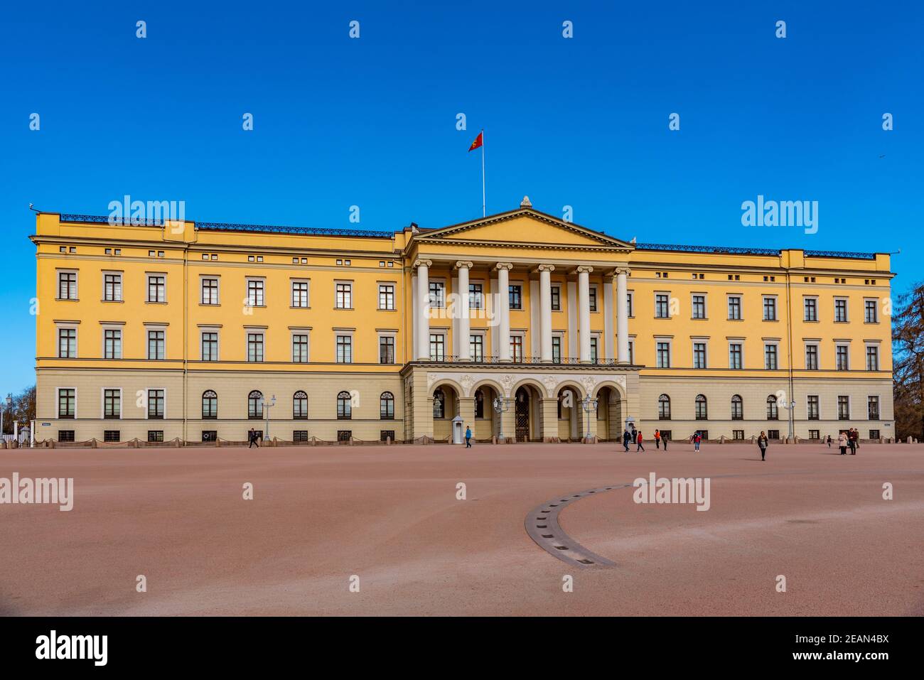 View of royal palace in Oslo, Norway Stock Photo - Alamy