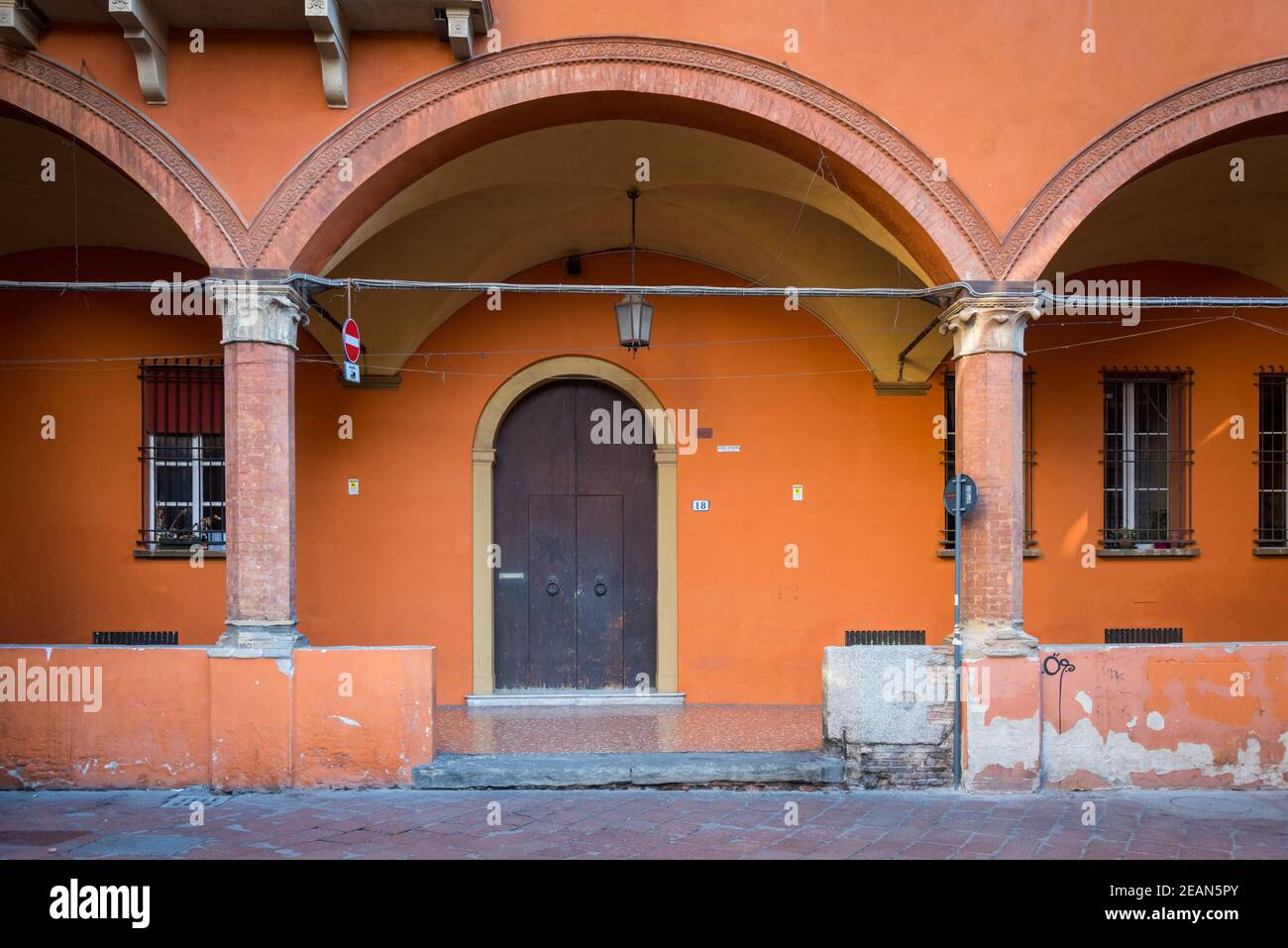 Door Terracotta Building High Resolution Stock Photography and Images ...